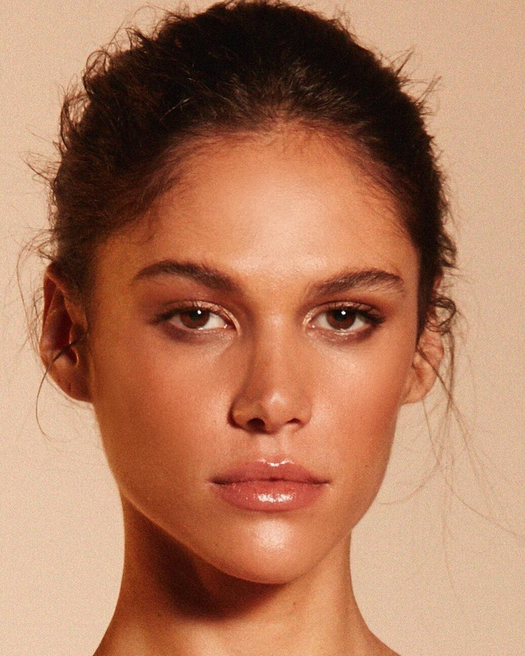 Picture of danielle pontes