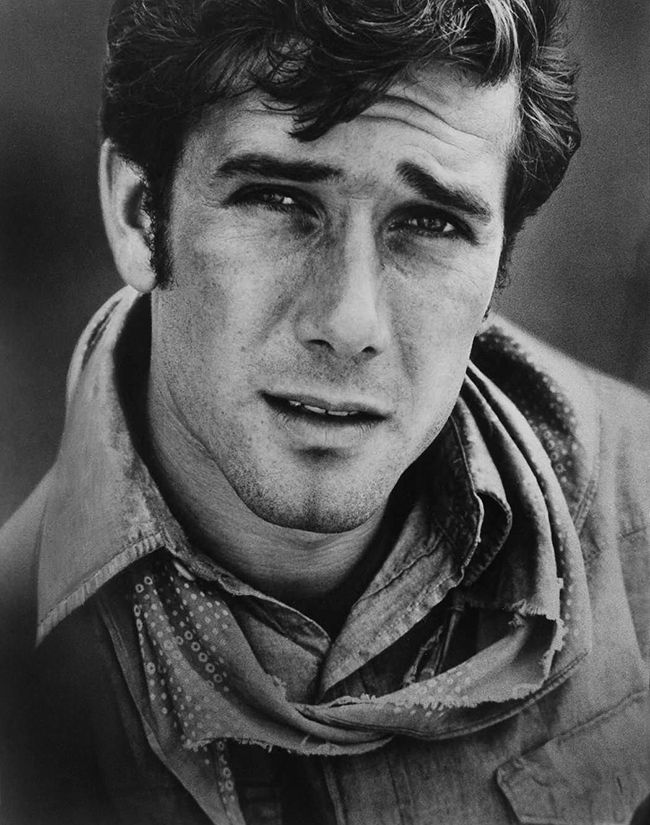 Robert Fuller