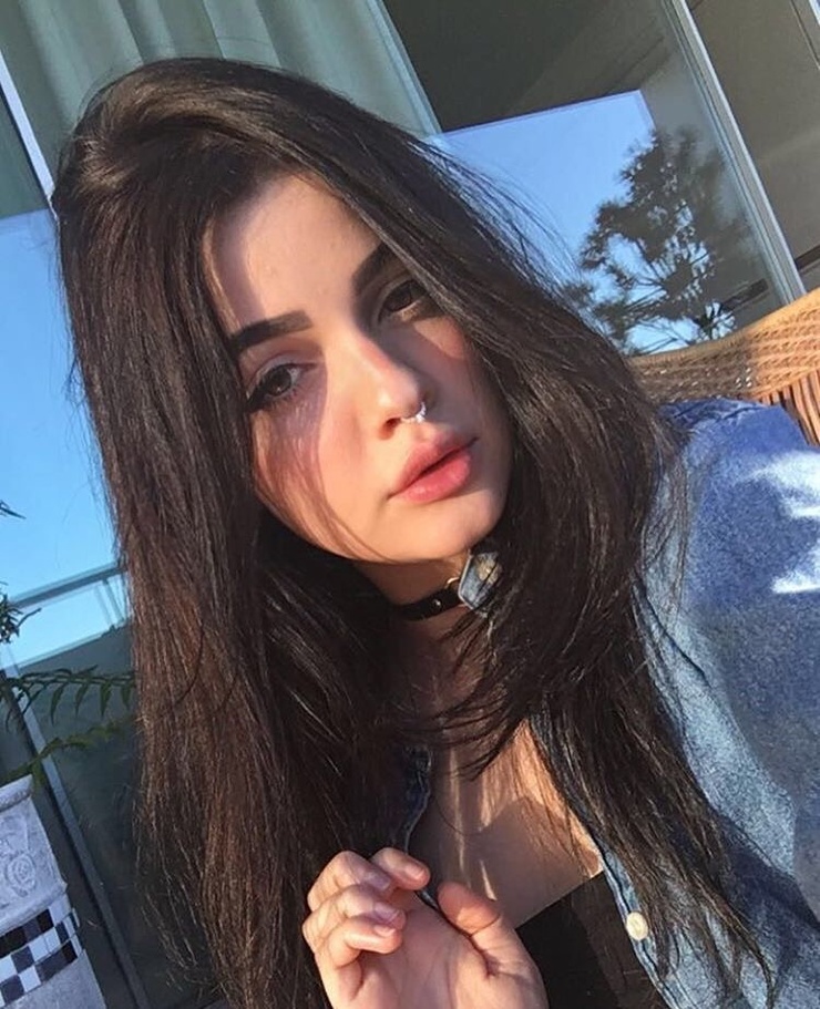 Picture of Isa Longwell