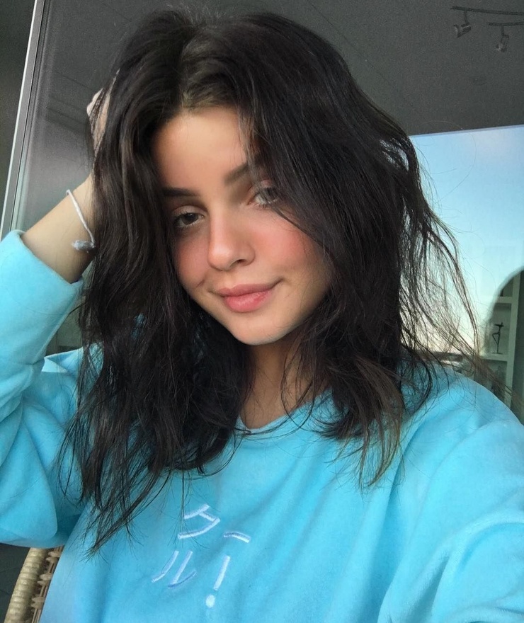 Picture of Isa Longwell