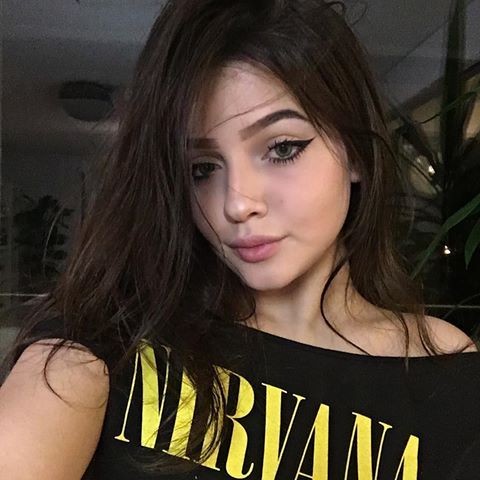 Picture of Isa Longwell