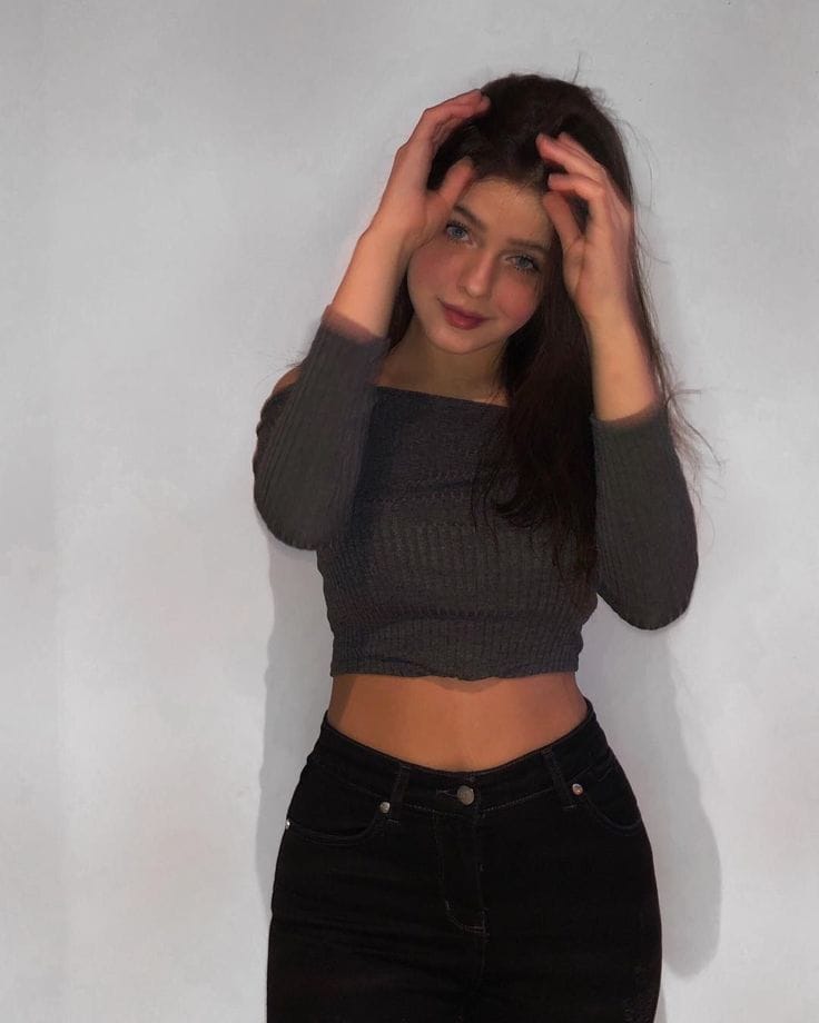 Image of Isa Longwell