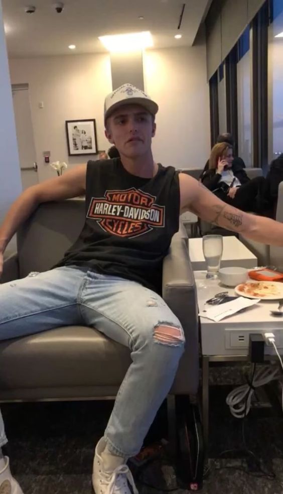 Picture of Hart Denton