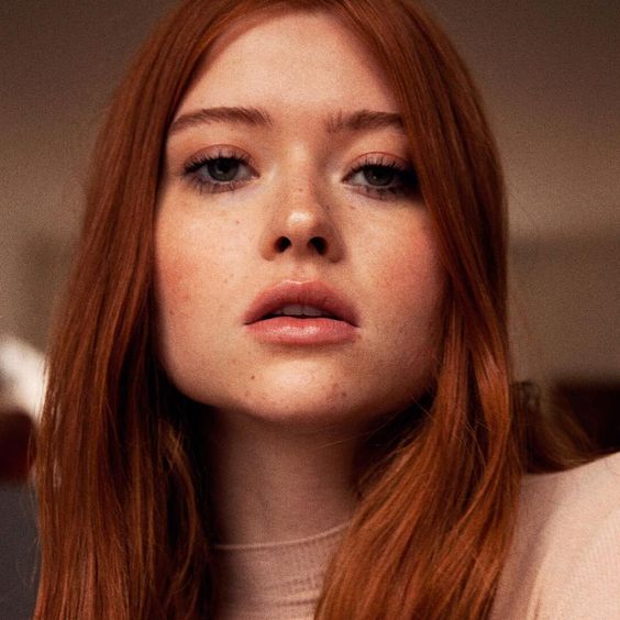 Ellie Stuart Hunter image