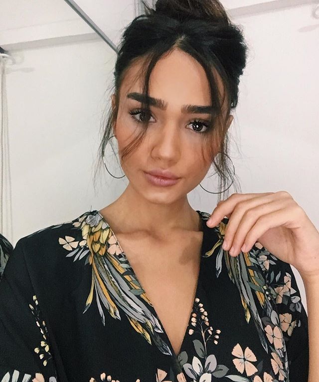 Esti Binyamin