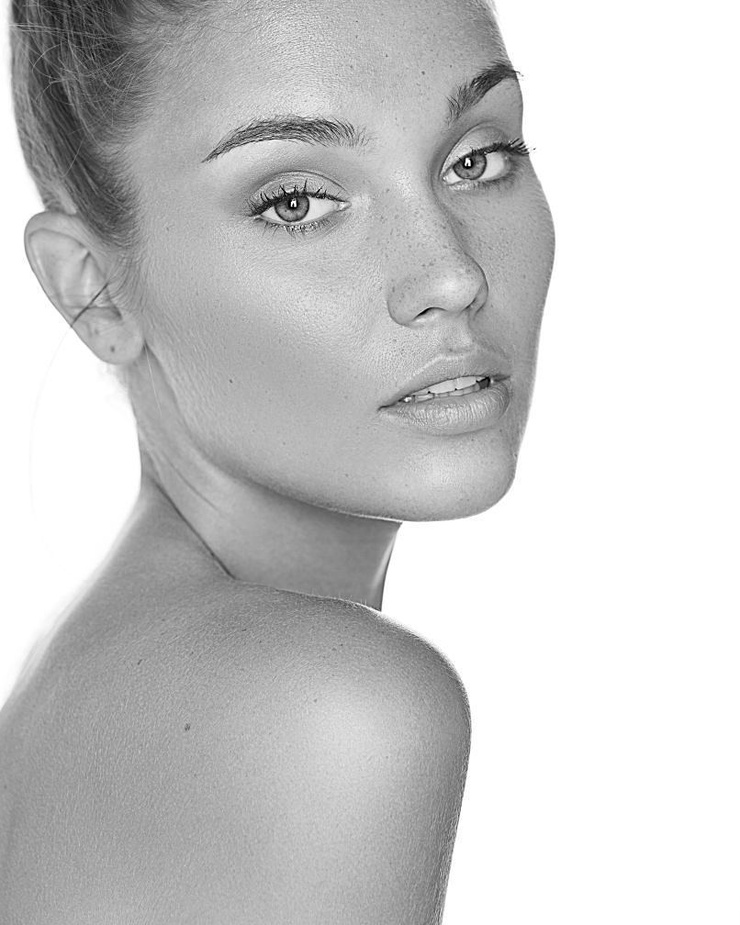 Picture of Nicole Volfova