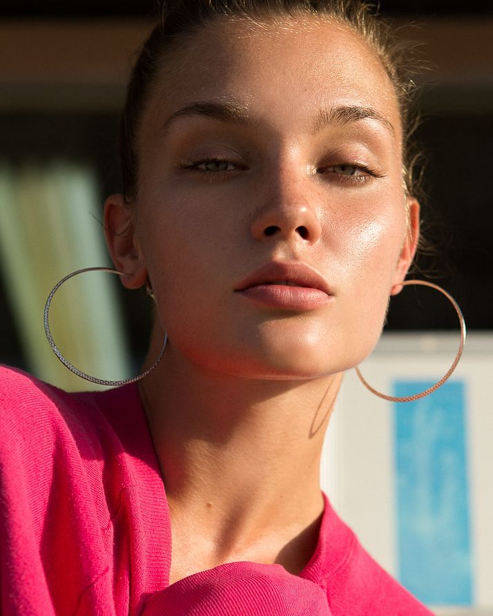 Nicole Volfova image