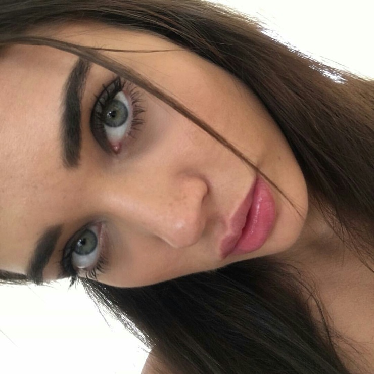 Picture of Amy Jackson