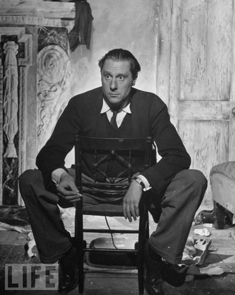 Picture of Odd Man Out (1947)