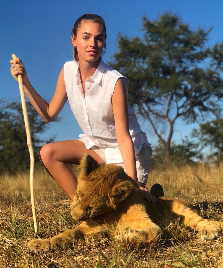 Picture of Elizabeth Turner.