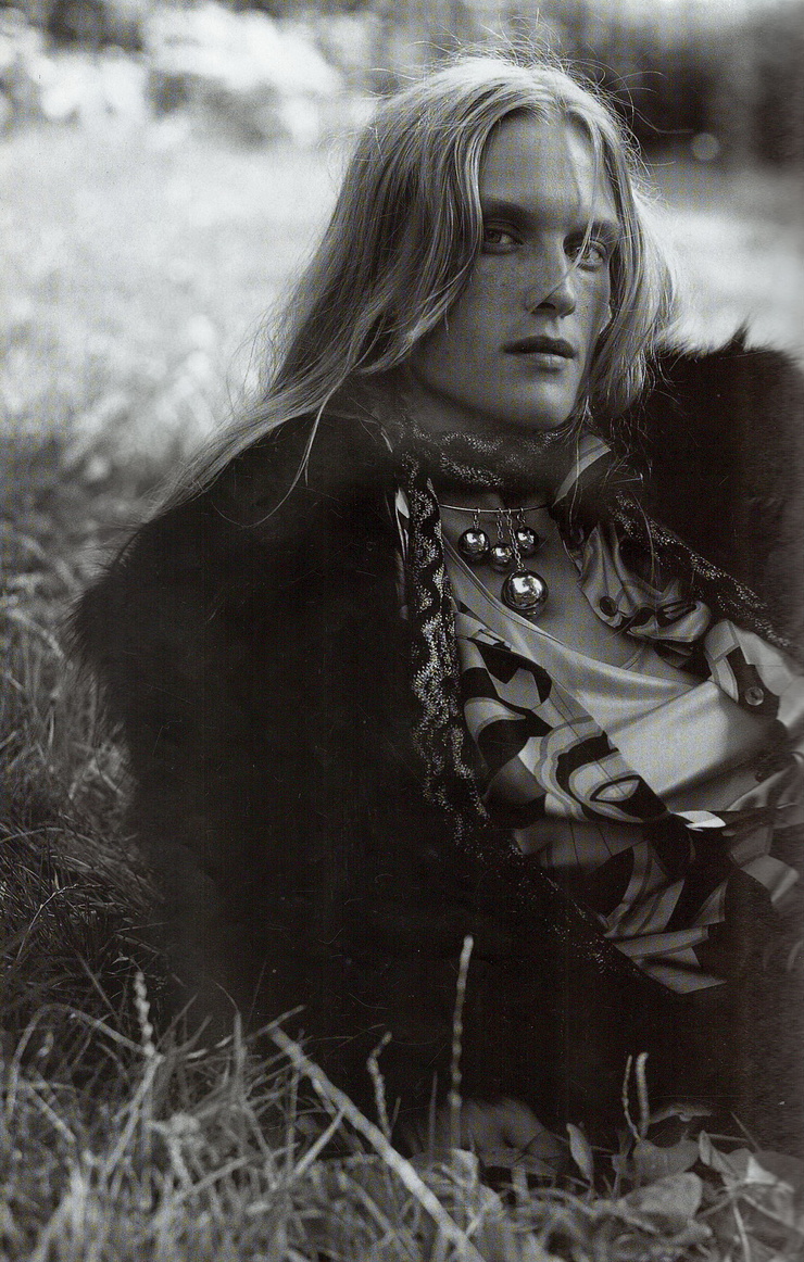 Elle Italy Oct. 2003