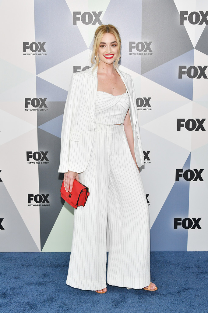 Picture of Brianne Howey