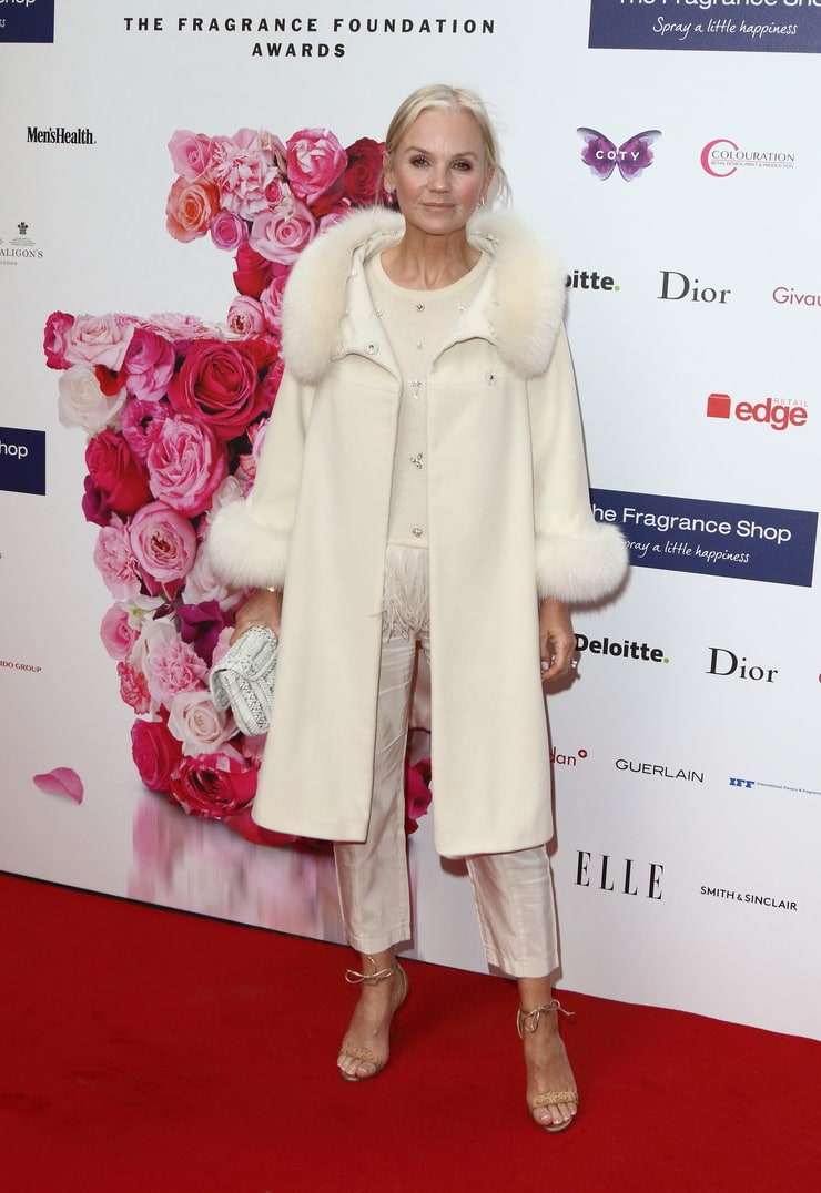 Picture of Lisa Maxwell