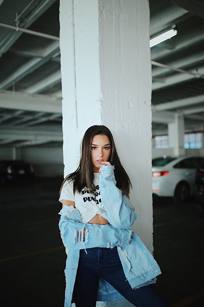 Picture of Tori Keeth