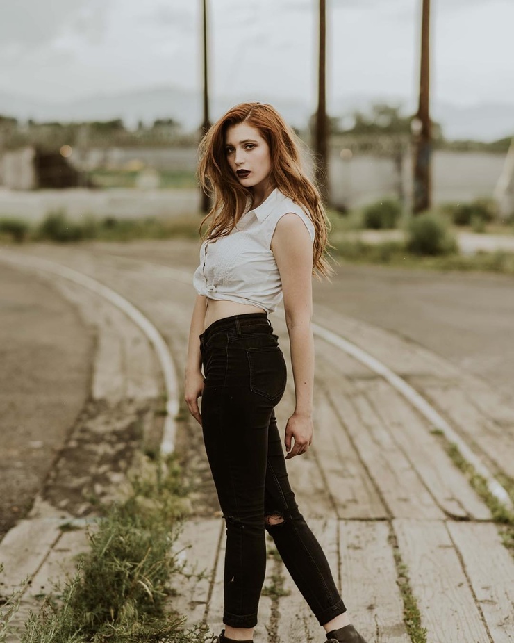 Kirsten Lee Price picture