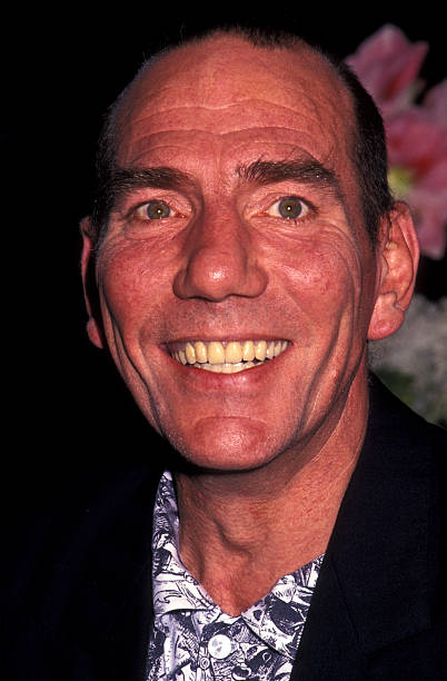 Pete Postlethwaite