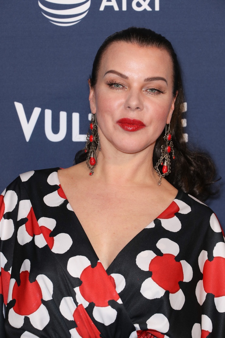 Picture of Debi Mazar