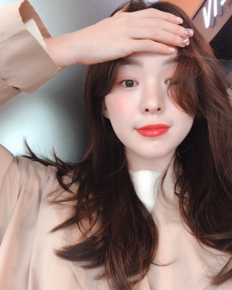 Picture of Ha Neul (하늘)