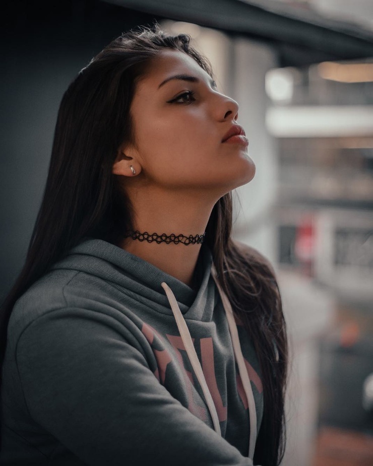 Angela Bonilla image