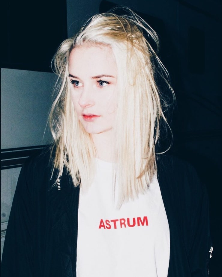 Picture of Lena Toth