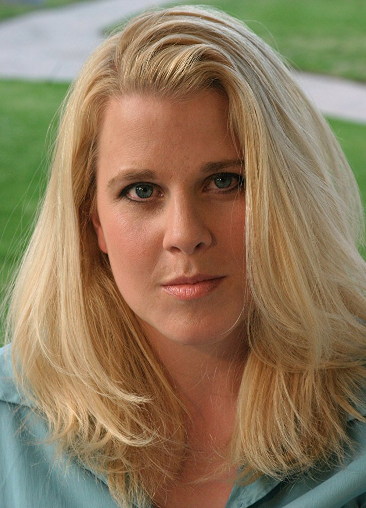 Picture of Jennifer Besser