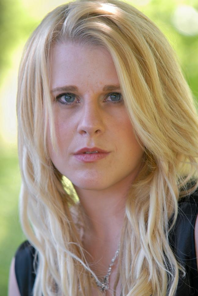 Picture of Jennifer Besser