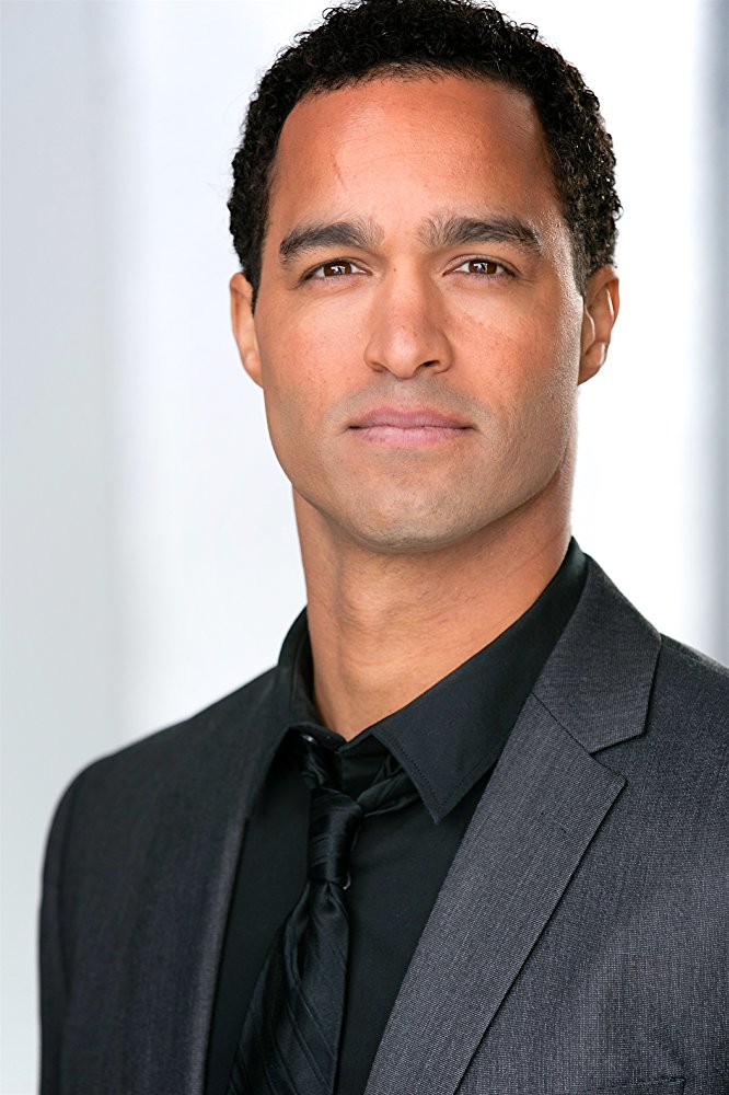 Russell Thomas picture