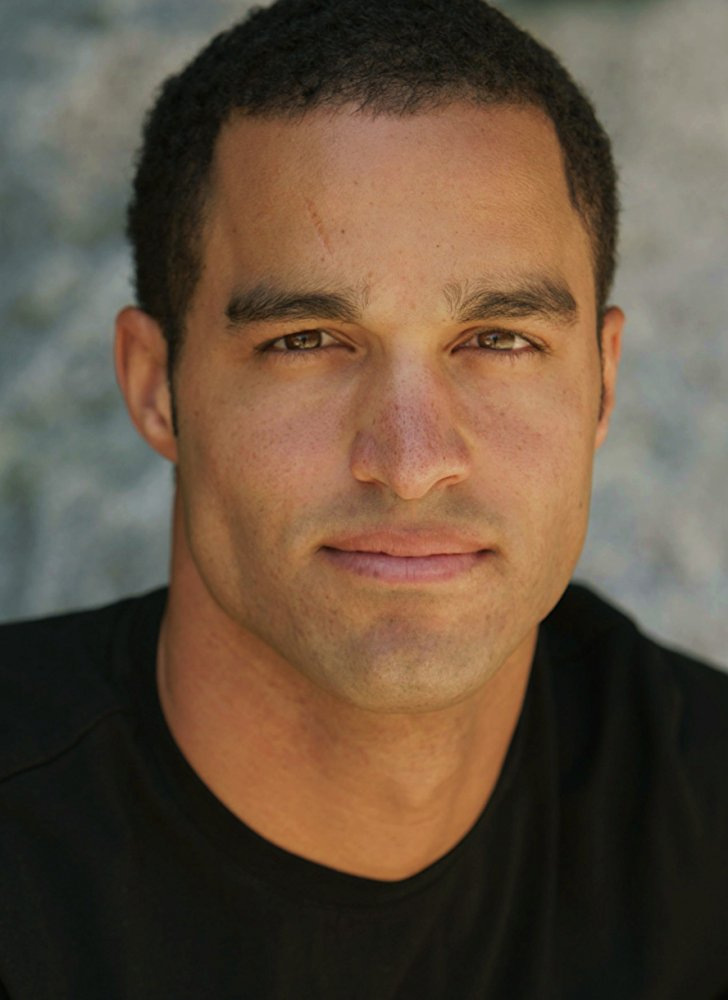 Picture of Russell Thomas