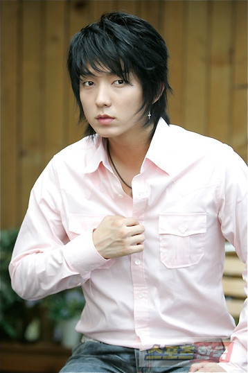 Picture of Jun-ki Lee