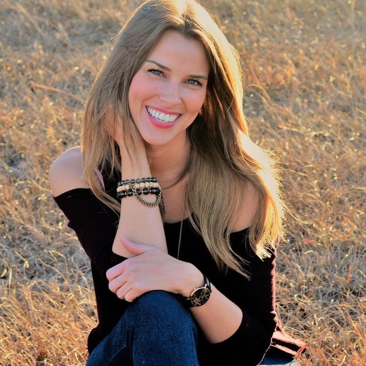 Image of Shelli Poole