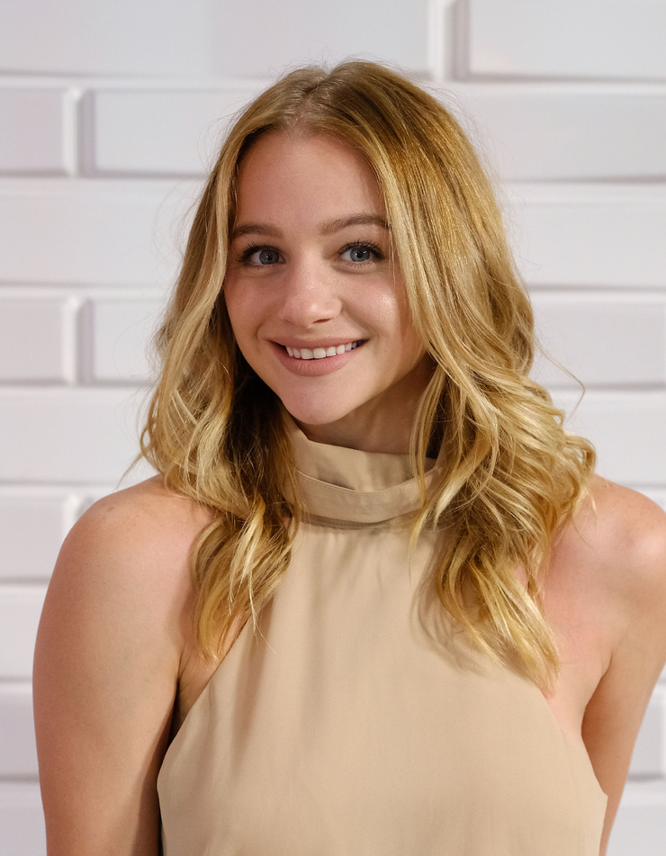 Picture of Mollee Gray