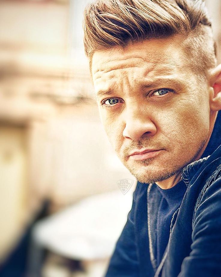 Picture of Jeremy Renner