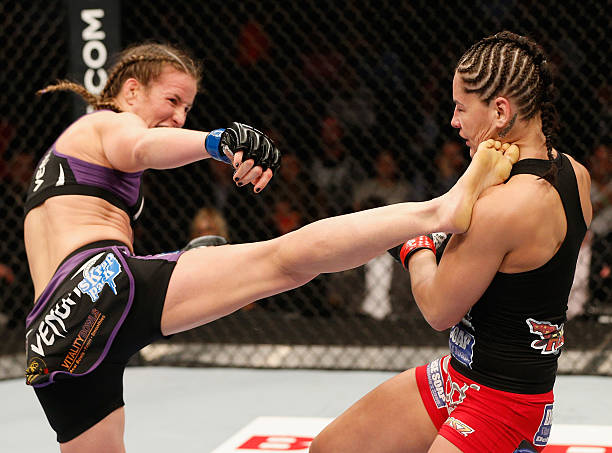 Leslie Smith, Jessica Eye