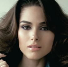 Picture of Fernanda Machado