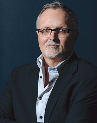 Picture of Lee Smith