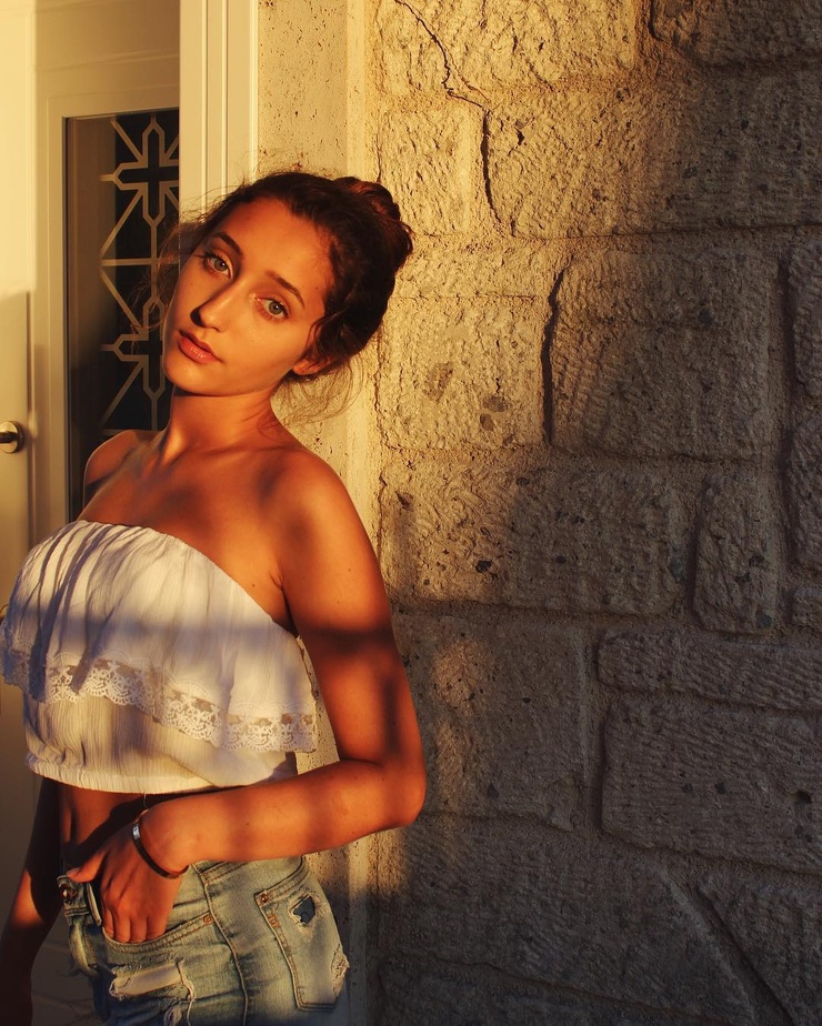 Picture of Hailey Sani