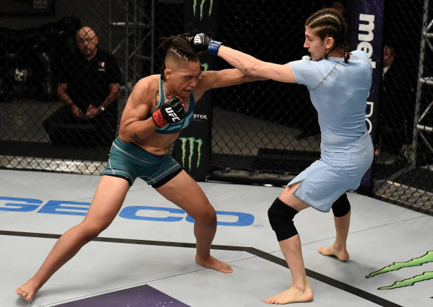 Sijara Eubanks, Roxanne Modafferi