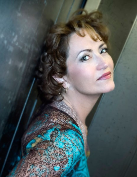 Image of Laura Aikin