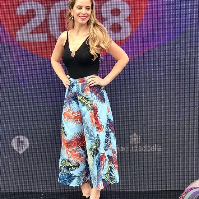 Picture of Alison Mandel