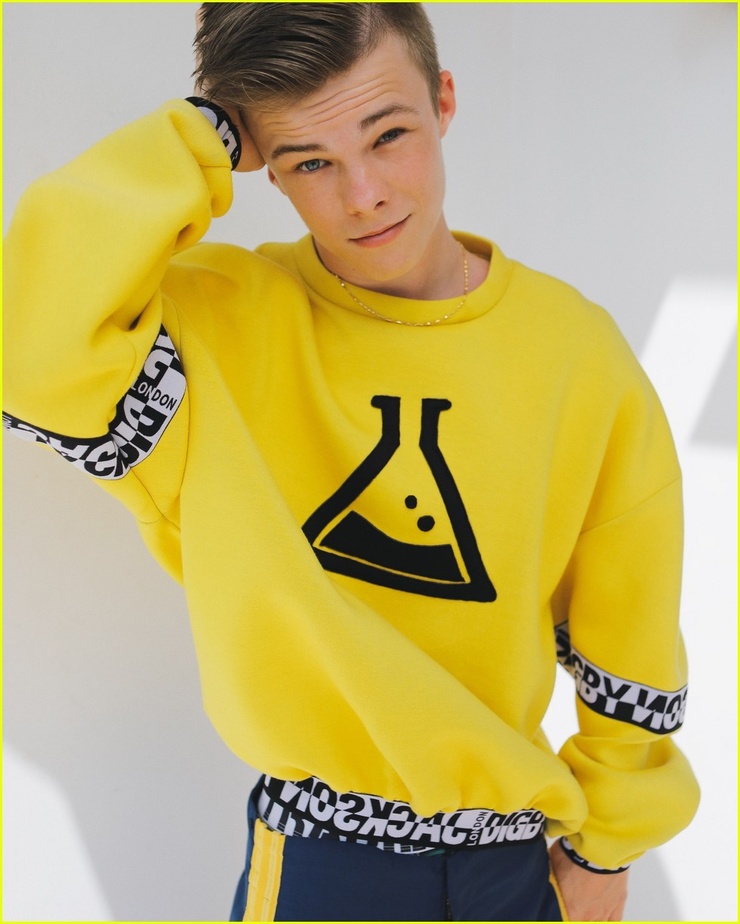 Picture of Nicholas Hamilton