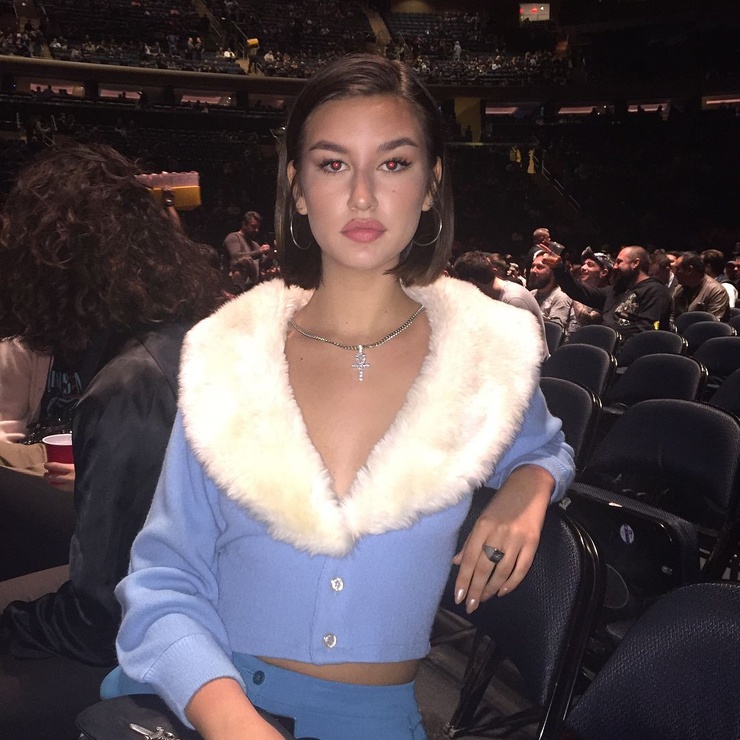 Image of Mae McKagan