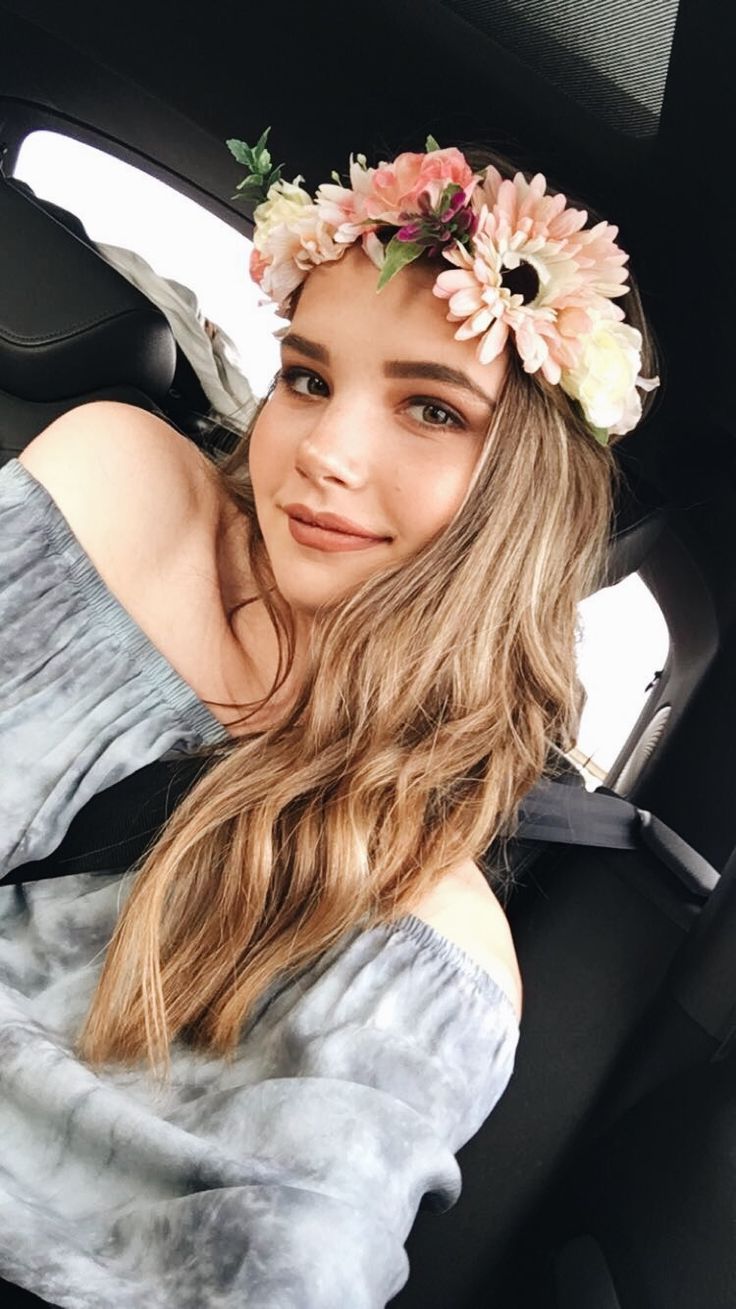 Image of Ellie Thumann