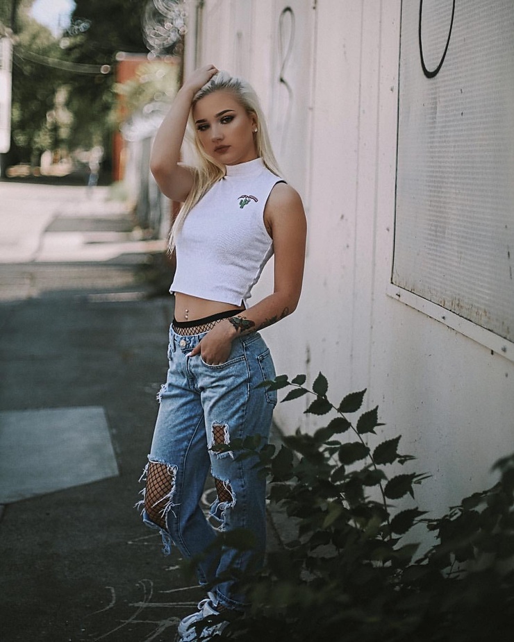 Picture of April Jayne