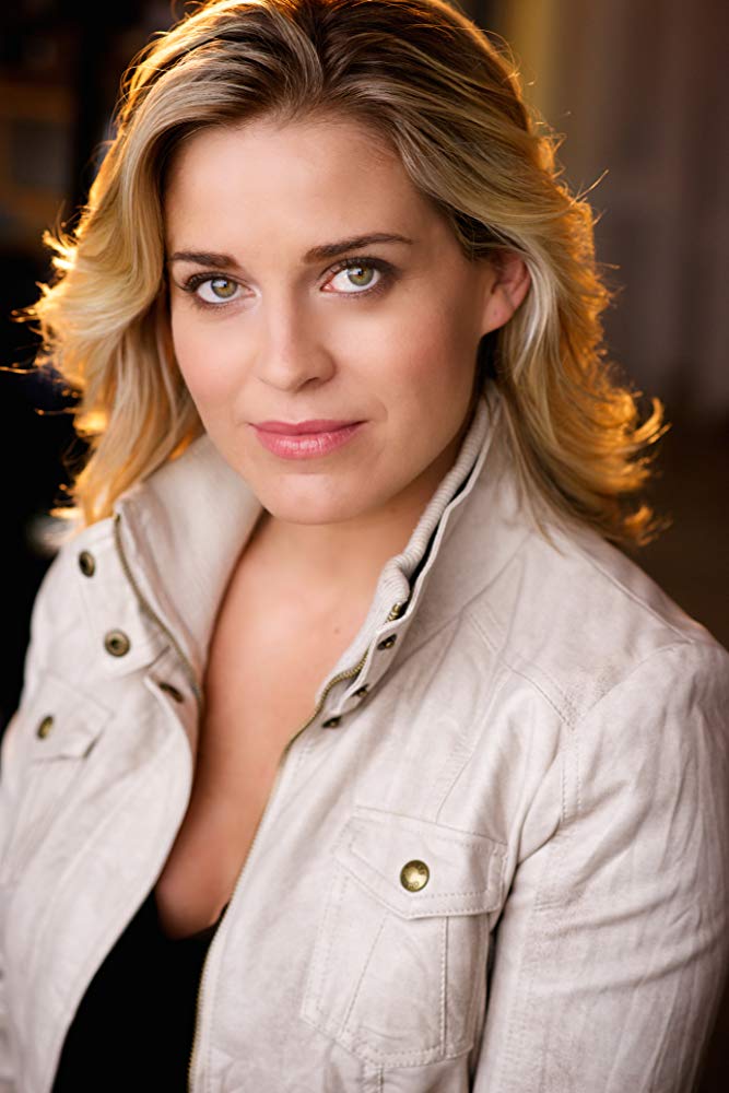 Picture of Alexandra Davies