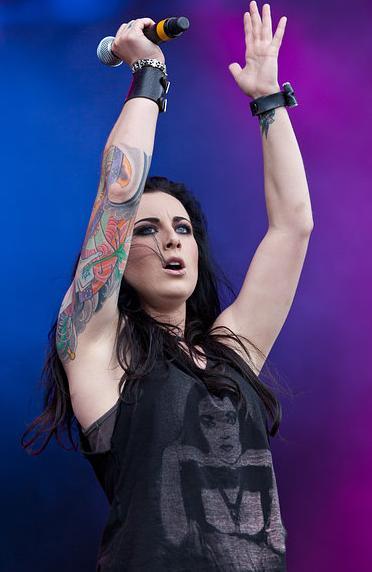 Picture of Carly Smithson