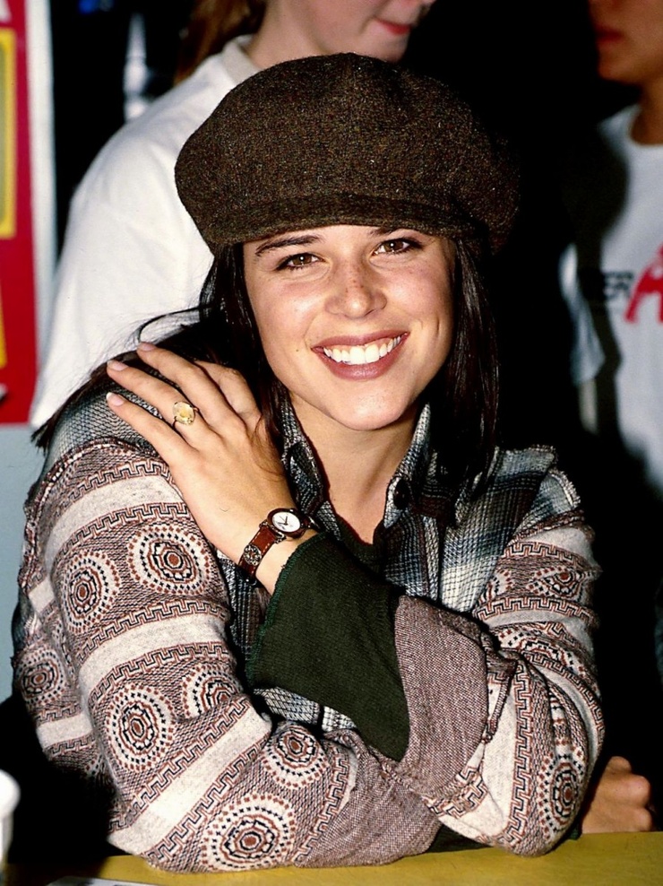 Neve Campbell