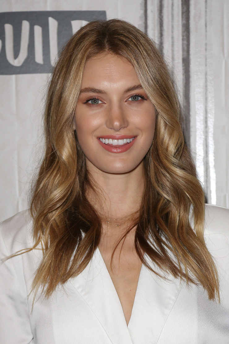 Picture of Caroline Lowe