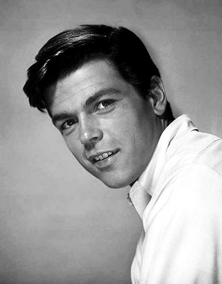 Picture of Robert Logan