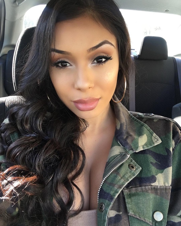 Picture of Bianca de Leon