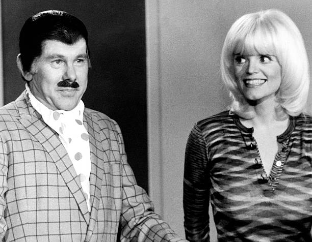 Johnny Carson, Carol Wayne